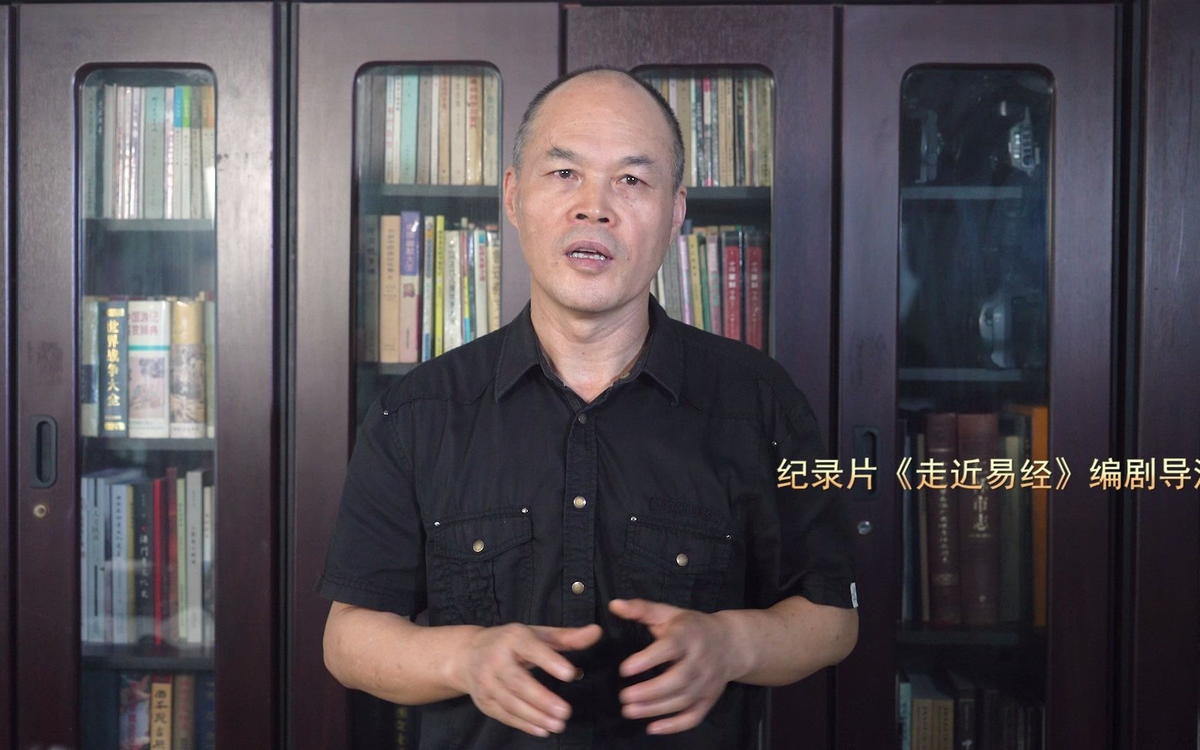 人们为什么看不到月球的背面橫