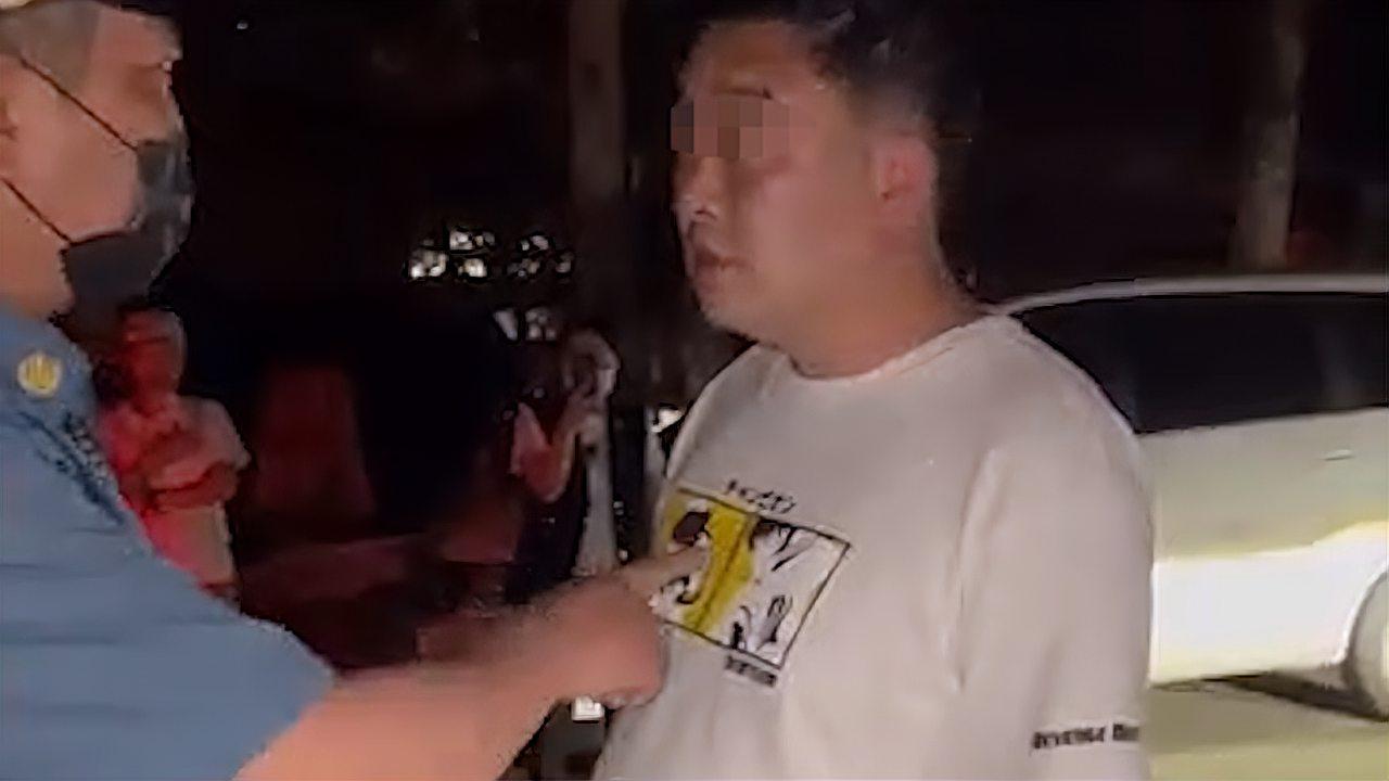 哈尔滨男子抽烟被拒后钓鱼执法,官方:交通局借用人员 予以清退