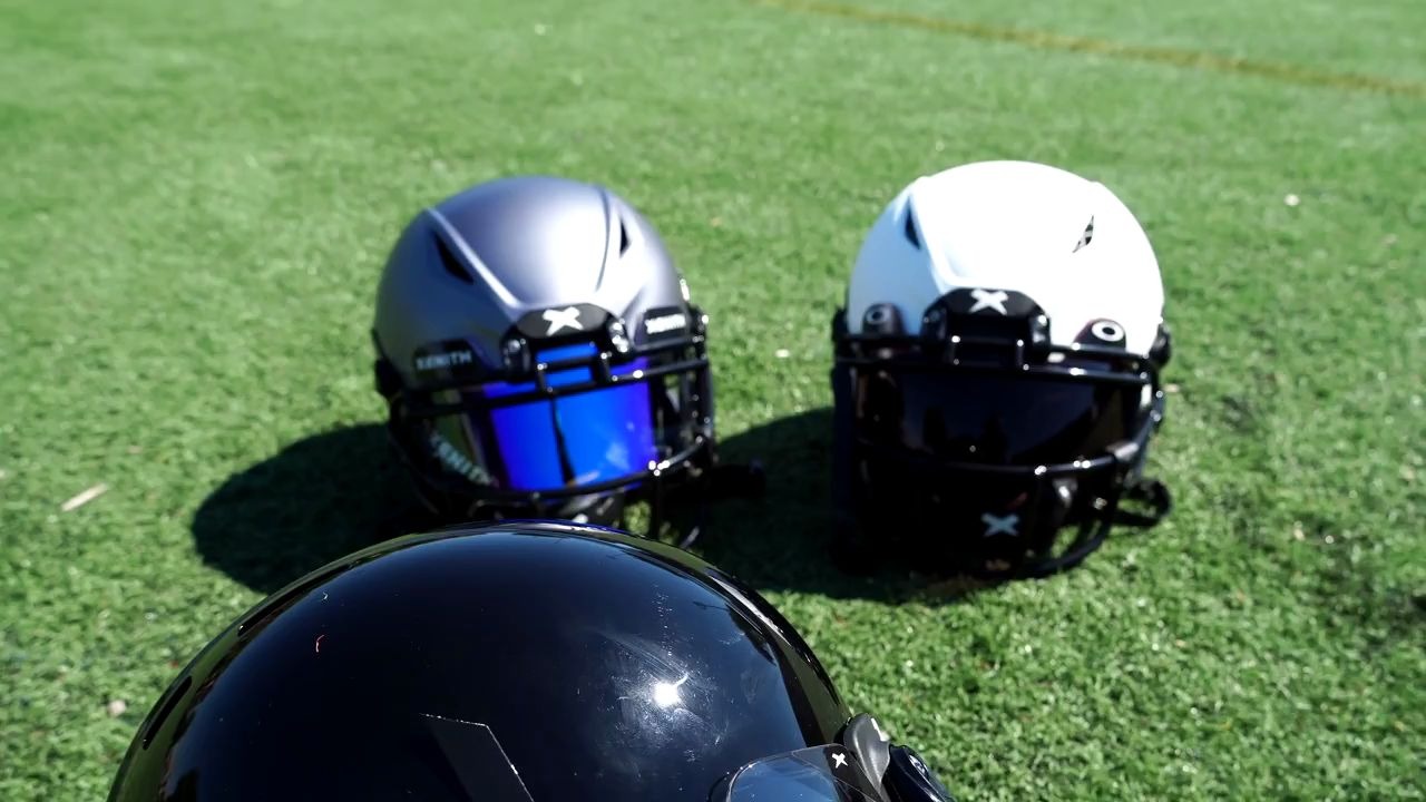 怎么选一个对的橄榄球头盔 How to choose the right football helmet