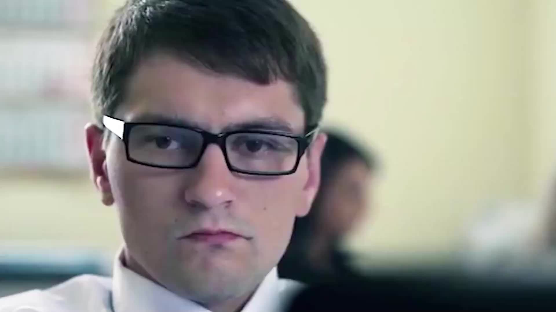 男人发现神奇鼠标,可以操纵世界#电影解说 #悬疑 #夺命鼠标