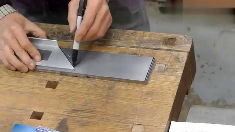 老外制造一个传统木工工具刨,这手艺惊为天人,国内木工看了都酸了