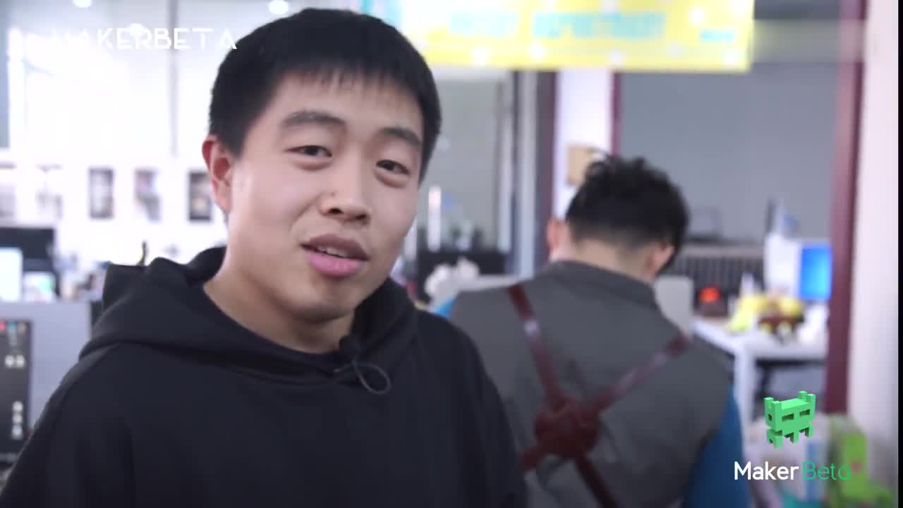 疯狂打屁股机,1秒10次猛打屁股!