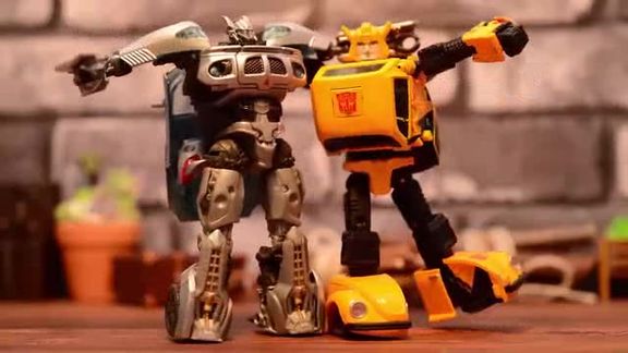 定格动画,变形金刚大黄蜂PK玩具视频