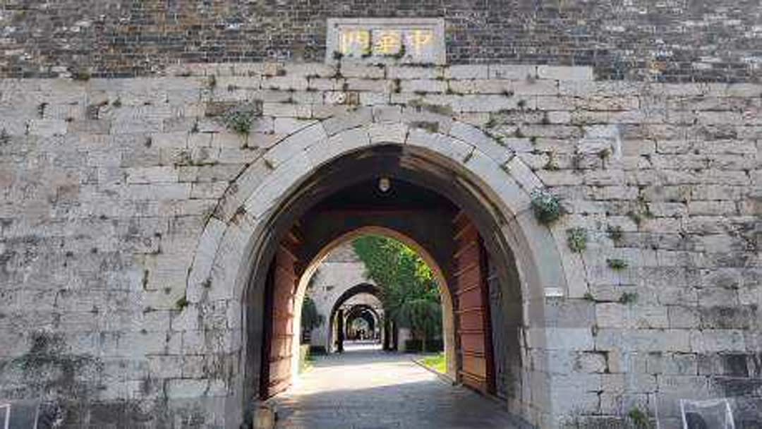 我国规模最大,保存最完整,结构最复杂的堡垒瓮城--中华门