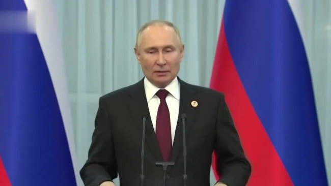 普京:敌人胆敢核武打俄 将被从地球抺掉