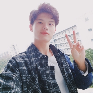 瑾小鱼 