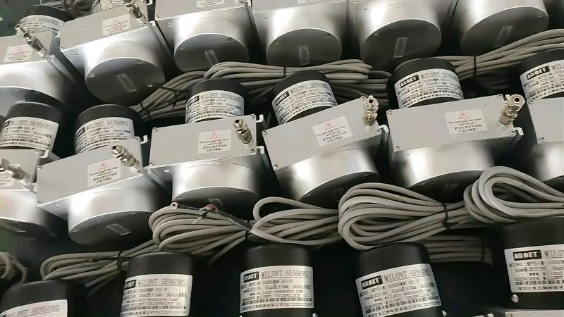 米兰特拉绳位移传感器