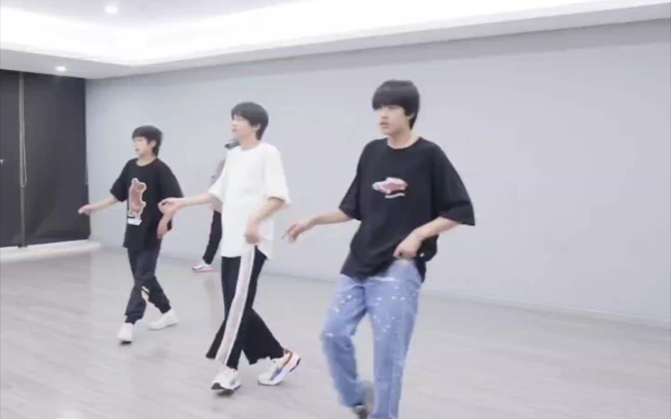 TF三代 Mark 舞蹈练习室