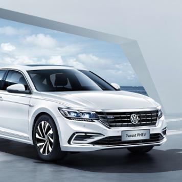 2020款帕萨特PHEV上市,售价24.39-25.39万元!2020款帕萨特插电式...