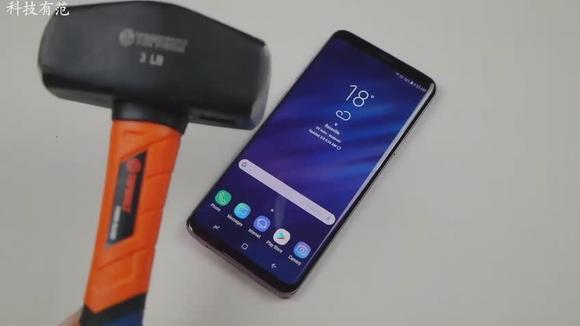 三星S9+暴力测试,看着就心疼,都是钱啊!