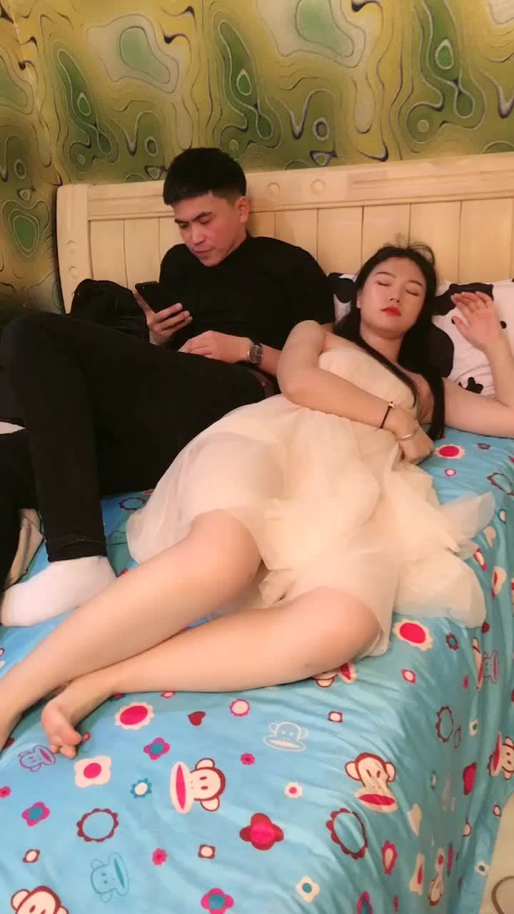 一个动作就知道爱不爱你