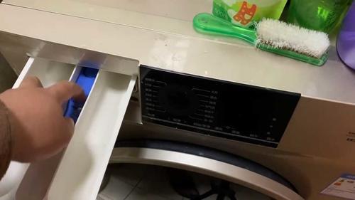 用了这么多年洗衣机,今天才知道洗涤盒的每个格子都是干嘛的