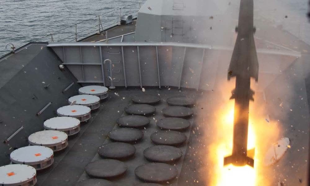 中国最急缺的战舰!美海军3万吨军舰开建,一次可齐射288枚导弹