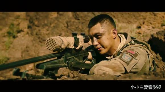 红海行动:这就是中国狙击手的水平,致命一枪却只打掉敌人耳朵!