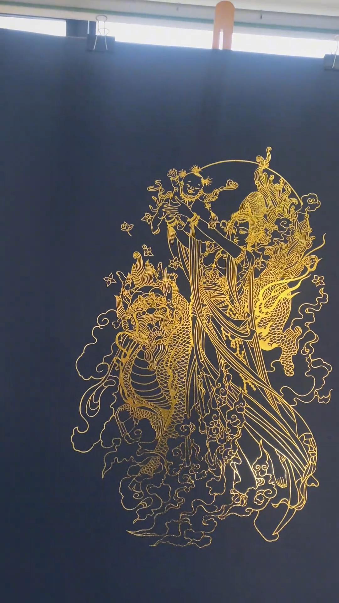 带大家看看真正的传统刻纸画,网友:这手艺绝了