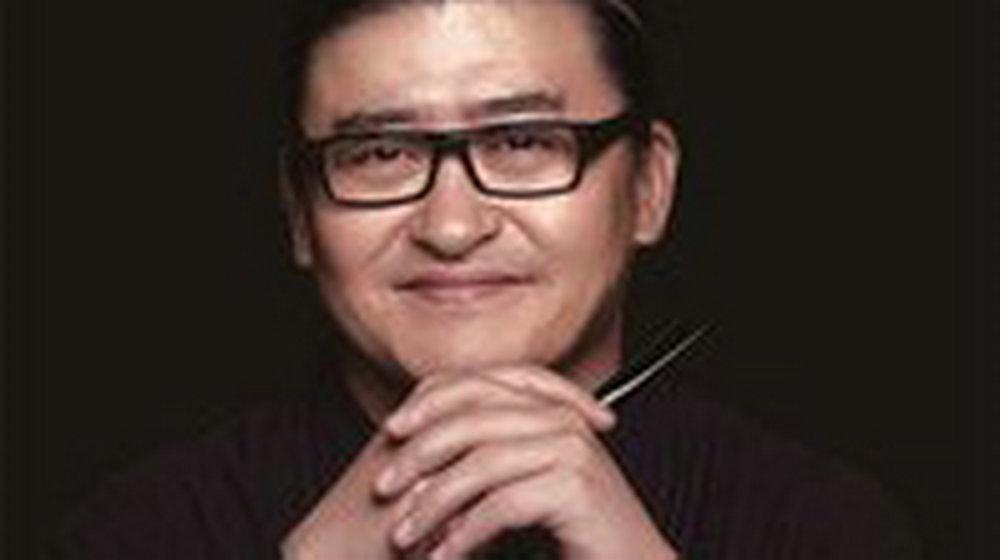 刘欢的《弯弯的月亮》,古典与民族元素嫁接,无限浓情和思忆