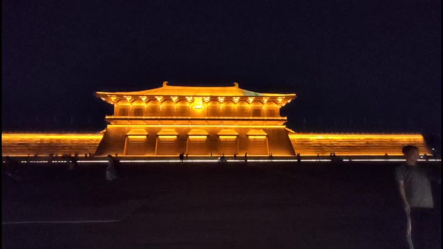 火车站北门对面的丹凤门#古建筑之美 #夜太美 #古城夜景