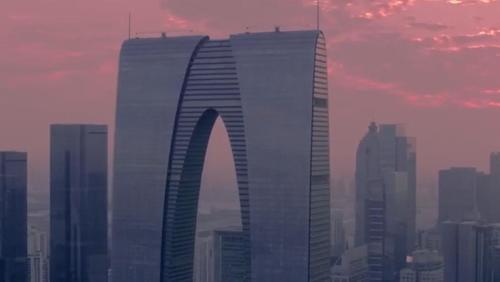 这栋地标性建筑,造型引起网友激烈讨论,设计师在想什么