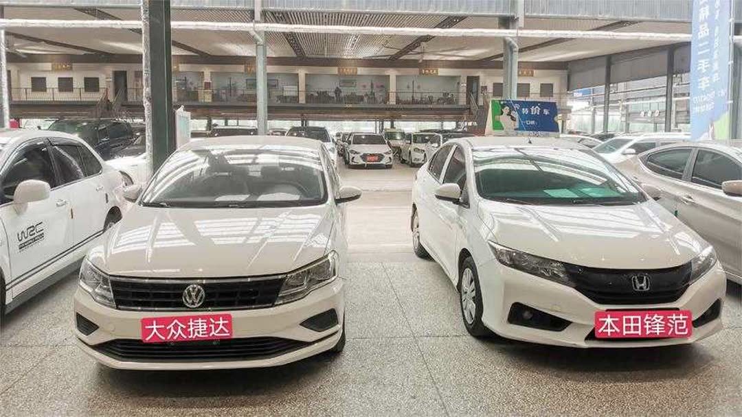 6万块合资自动挡二手车,大众捷达对比本田锋范,买谁更划算?
