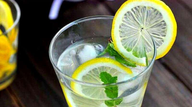 营养师:这才是柠檬水的正确泡法,做错了喝再多也浪费营养