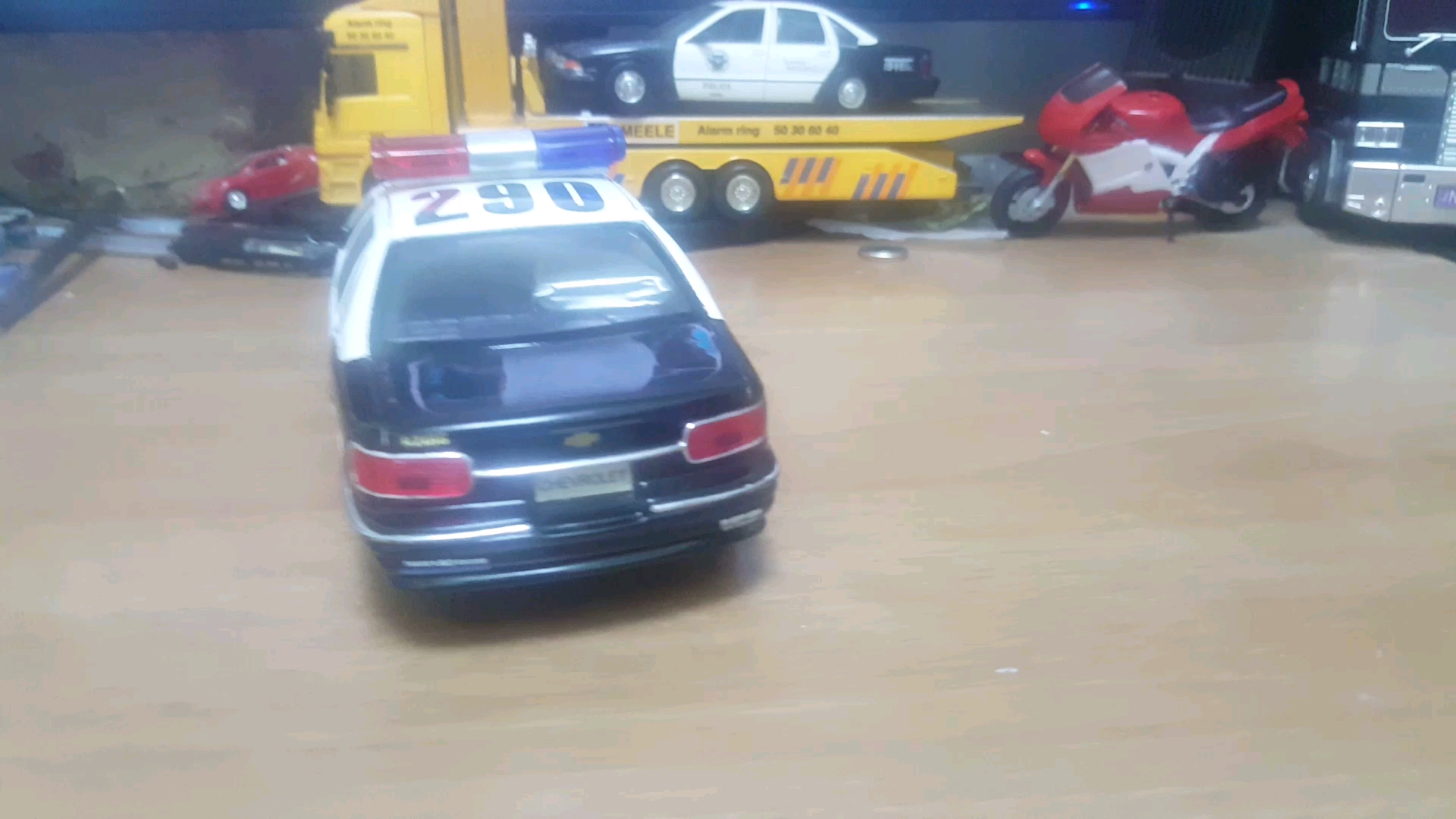 美国雪佛兰警车模型