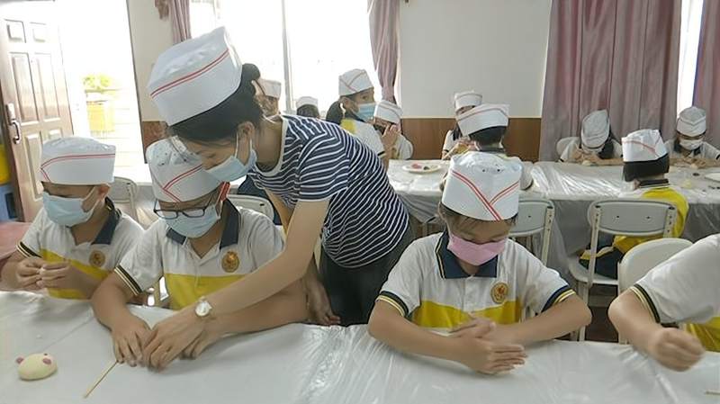 烹饪、种菜、编手工,专职教师助力学校上好新课标下的劳动课