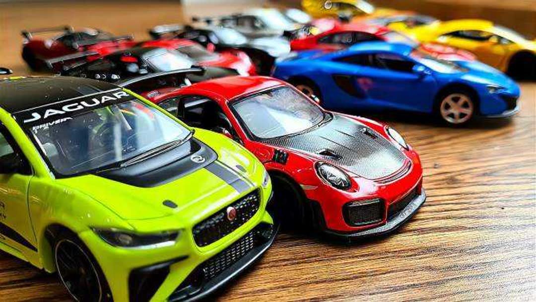 测试各种跑车玩具,儿童汽车玩具试玩,模型车玩具游戏