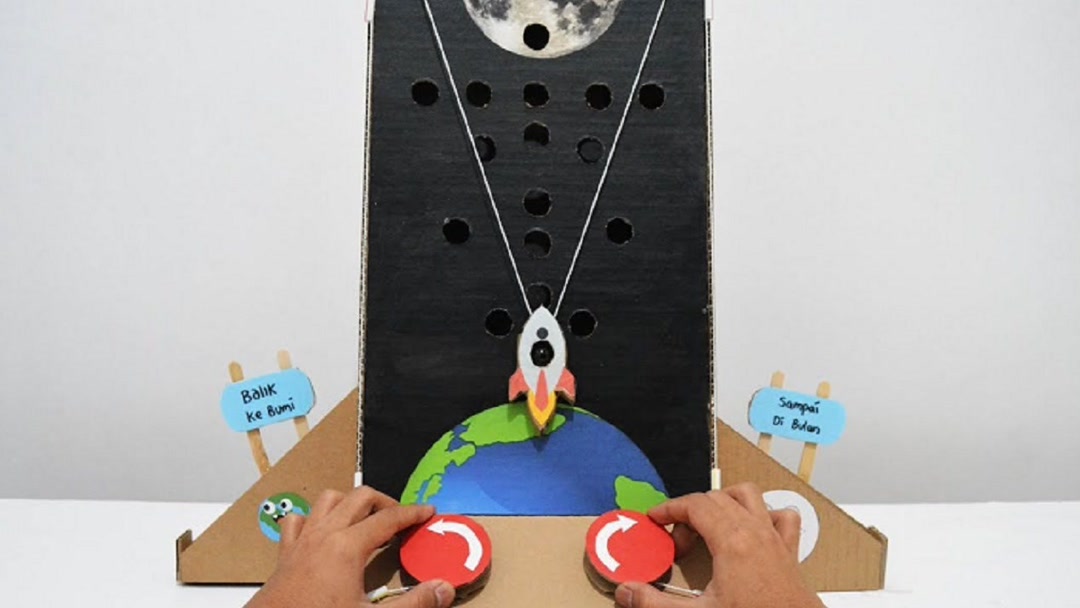 DIY:用硬纸板做一个火箭登月游戏机