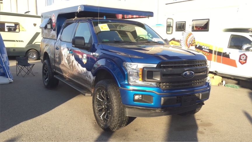 80万来辆福特大皮卡,还送双人床大房!灵犀参观福特F150改装房车