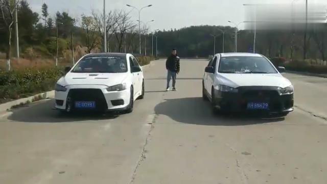 三菱翼神手动挡和自动挡起步加速对比!