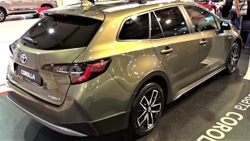 旅行版卡罗拉亮相!配运动座椅+科幻外观,11万看啥大众POLO