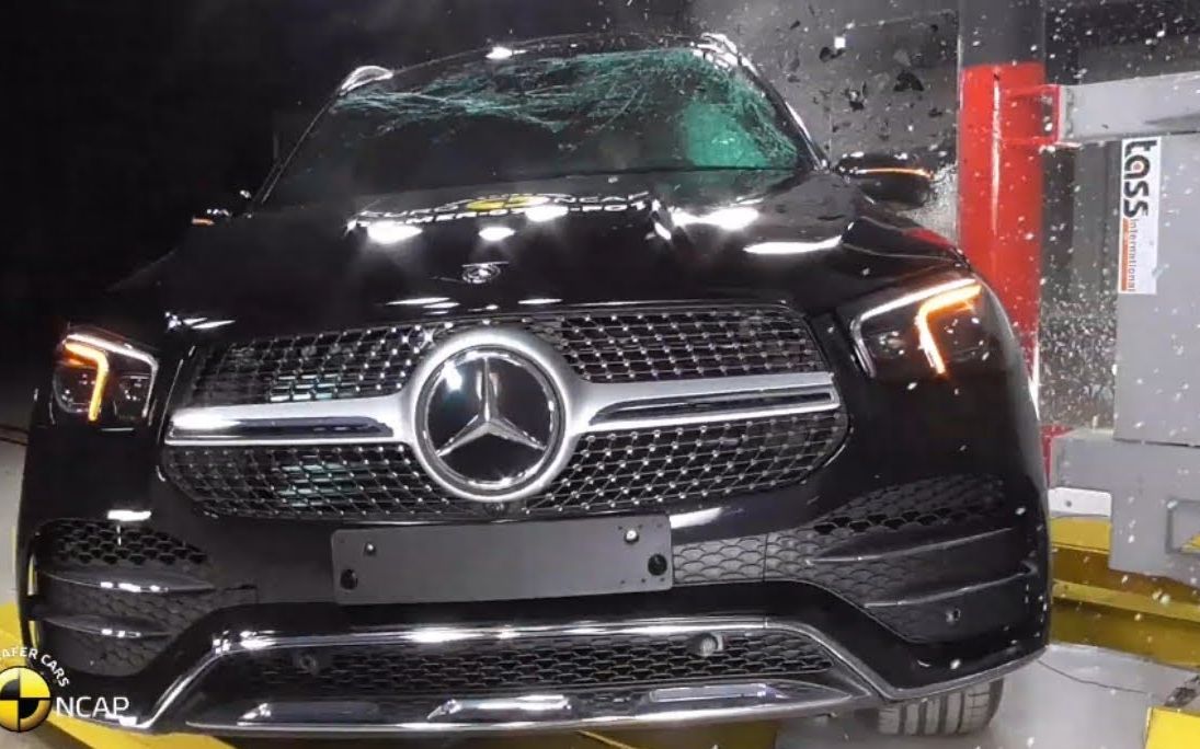 【奔驰】碰撞测试:2019 Mercedes-Benz GLE, GLB 实验室模拟