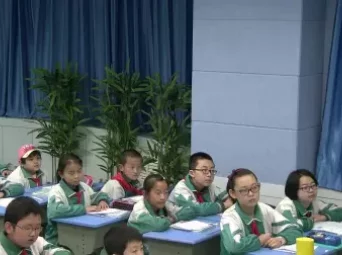 ...版小学六年级数学下册一圆柱与圆锥圆柱的表面积-陈老师(配课件教案)