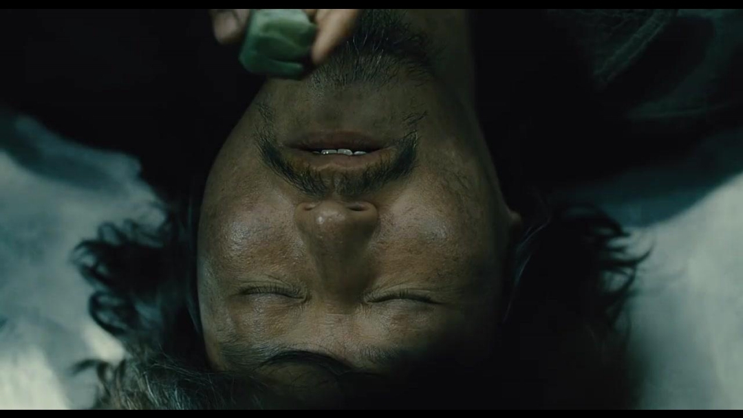 安全系统专家沉睡,不料拿出"特殊药物",瞬间提神醒脑!