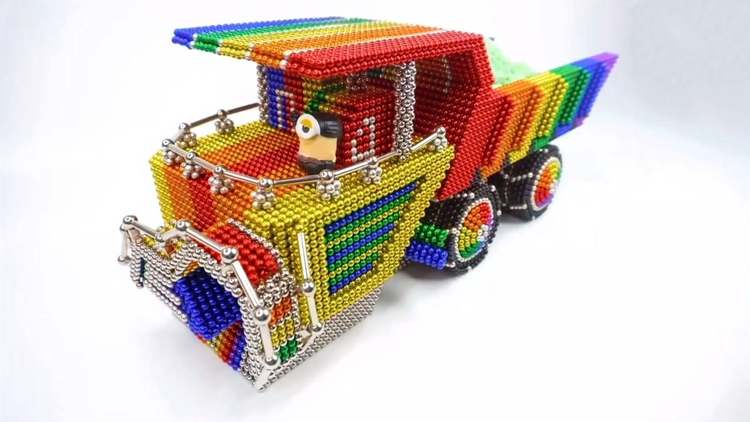 巴克球的创意玩法-别拉斯75710货运卡车模型