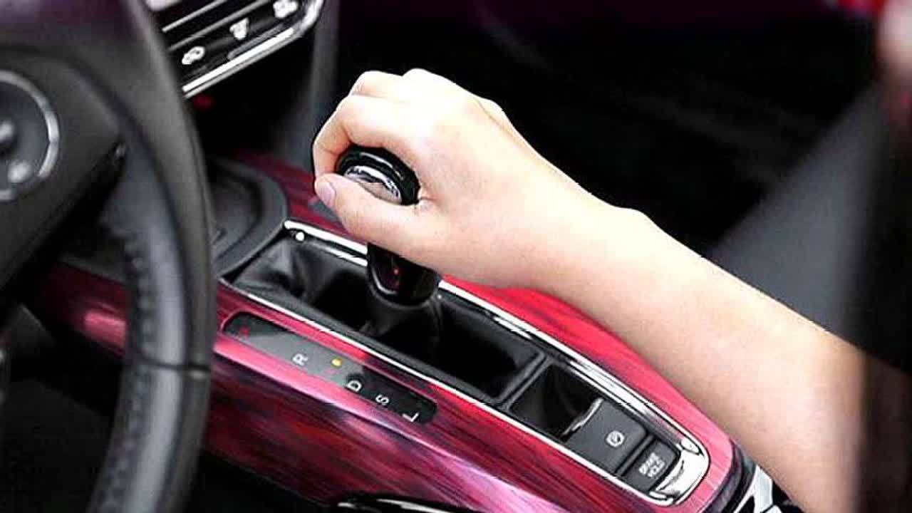 自动挡汽车就是“踩油门就走”老司机:这四个“不准”你知道吗?