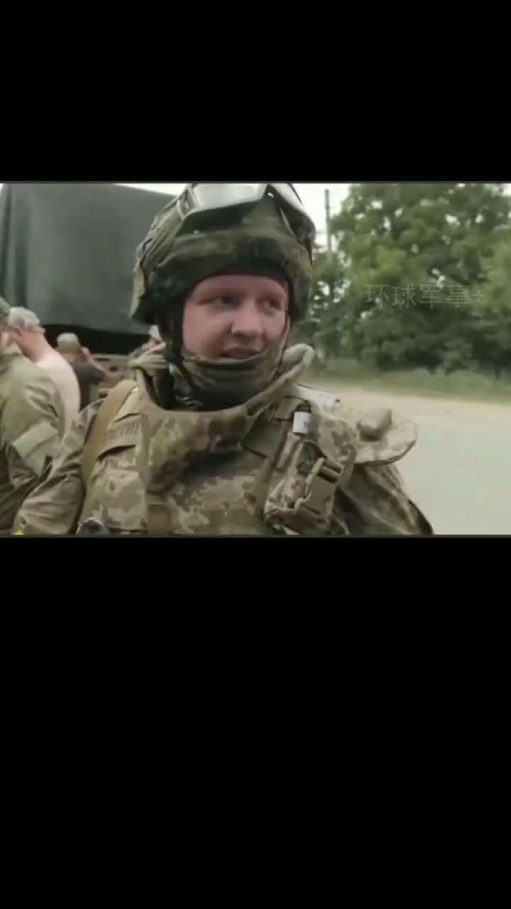 ...来的蛇岛,俄军为何说撤就撤?#俄乌冲突 #俄罗斯 #乌克兰 #新闻 #热点