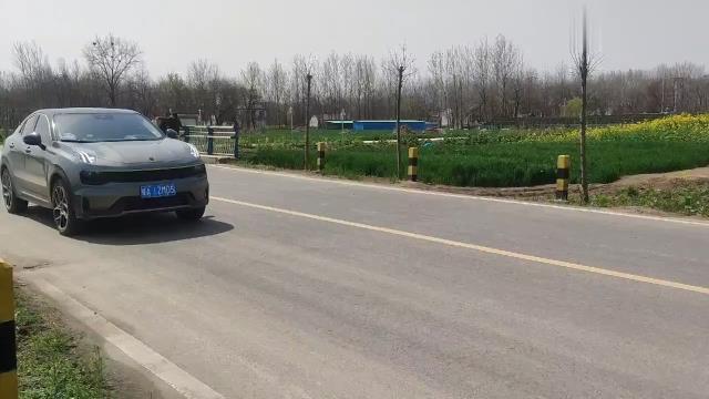 安全路段:领克05起步加速实拍,大家直观感受一下动力如何!