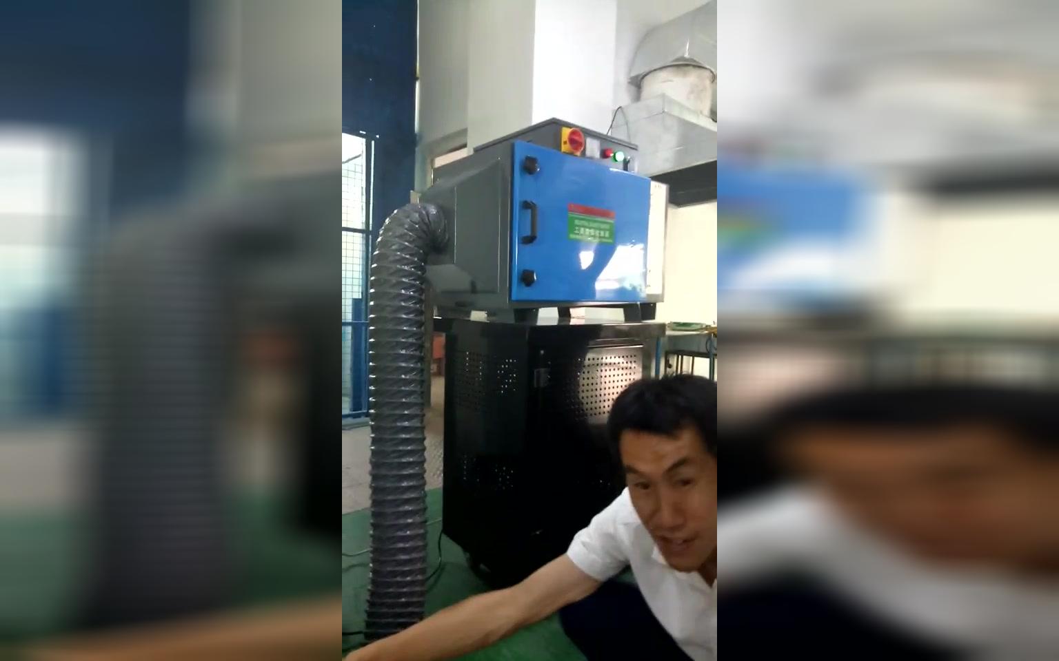 北京静电油烟净化除味器厂家净化效率98%,达到国家排放标准。