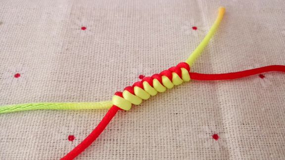 中国结之蛇结的编织教程,和金刚结相似但有区别