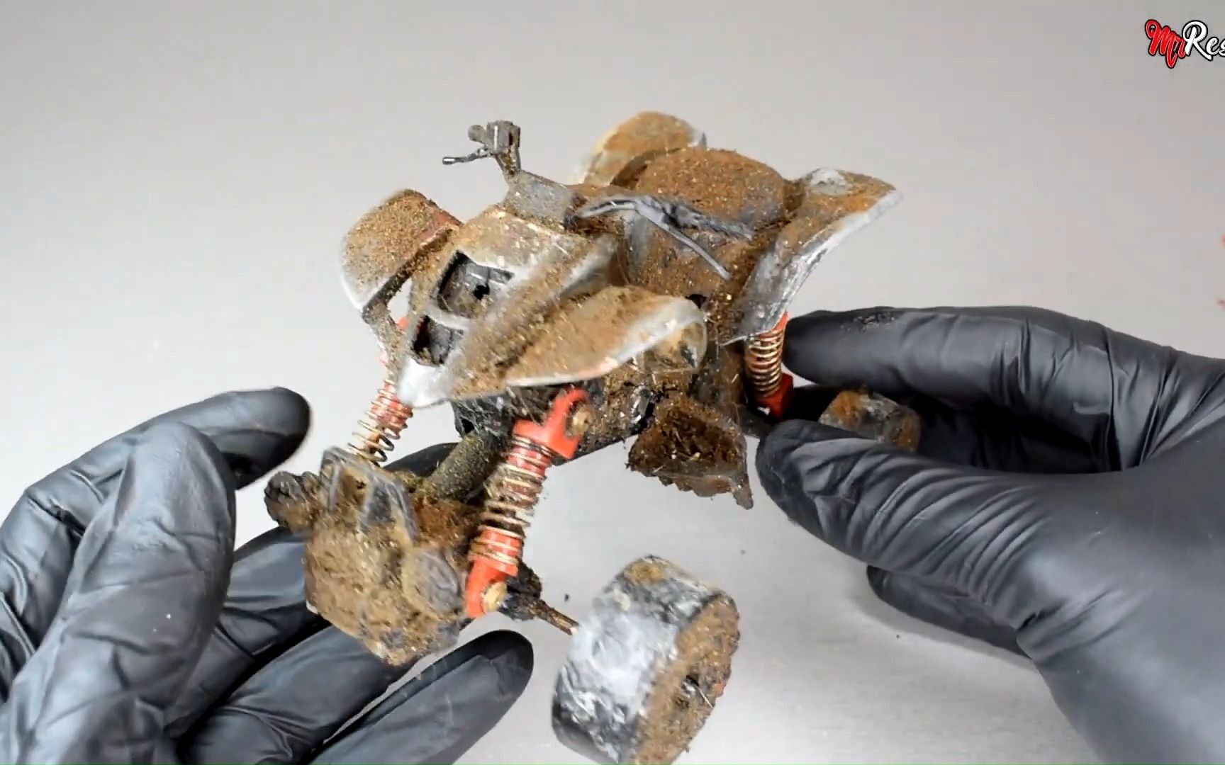 川崎迷你ATV !废弃的摩托车模型修复!