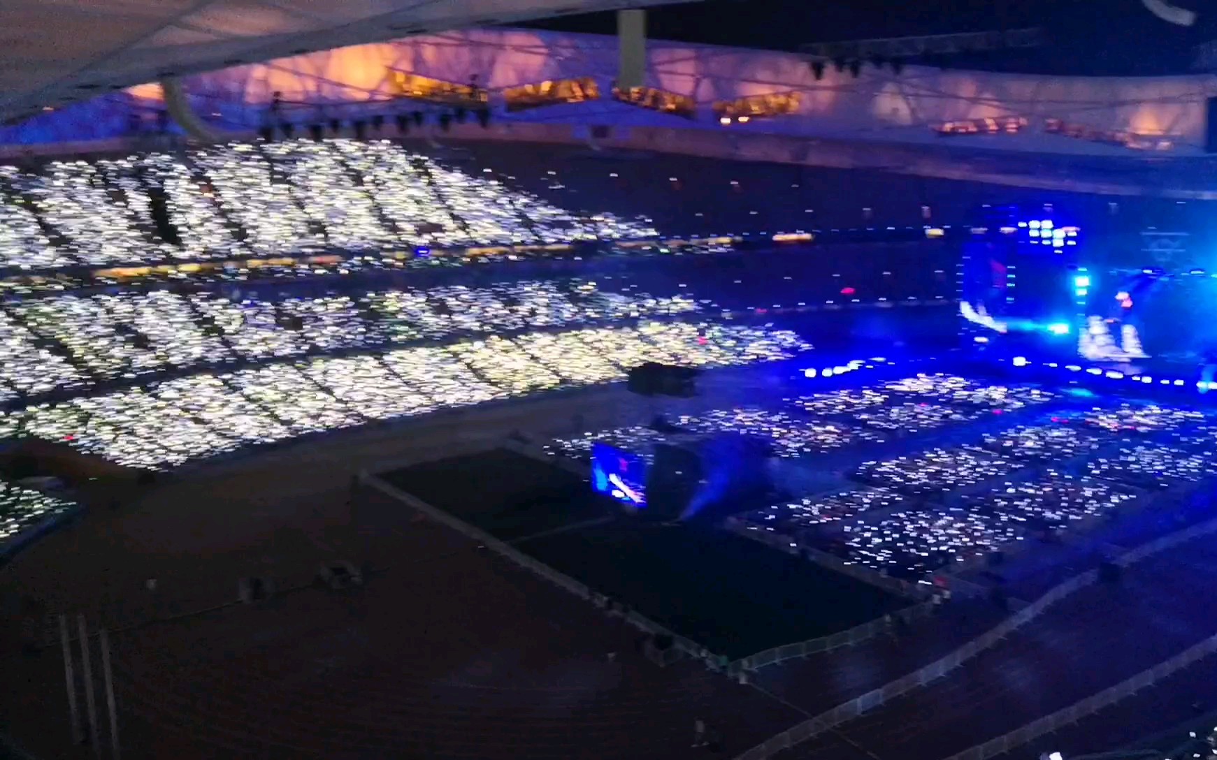9.9华晨宇火星演唱会 微光