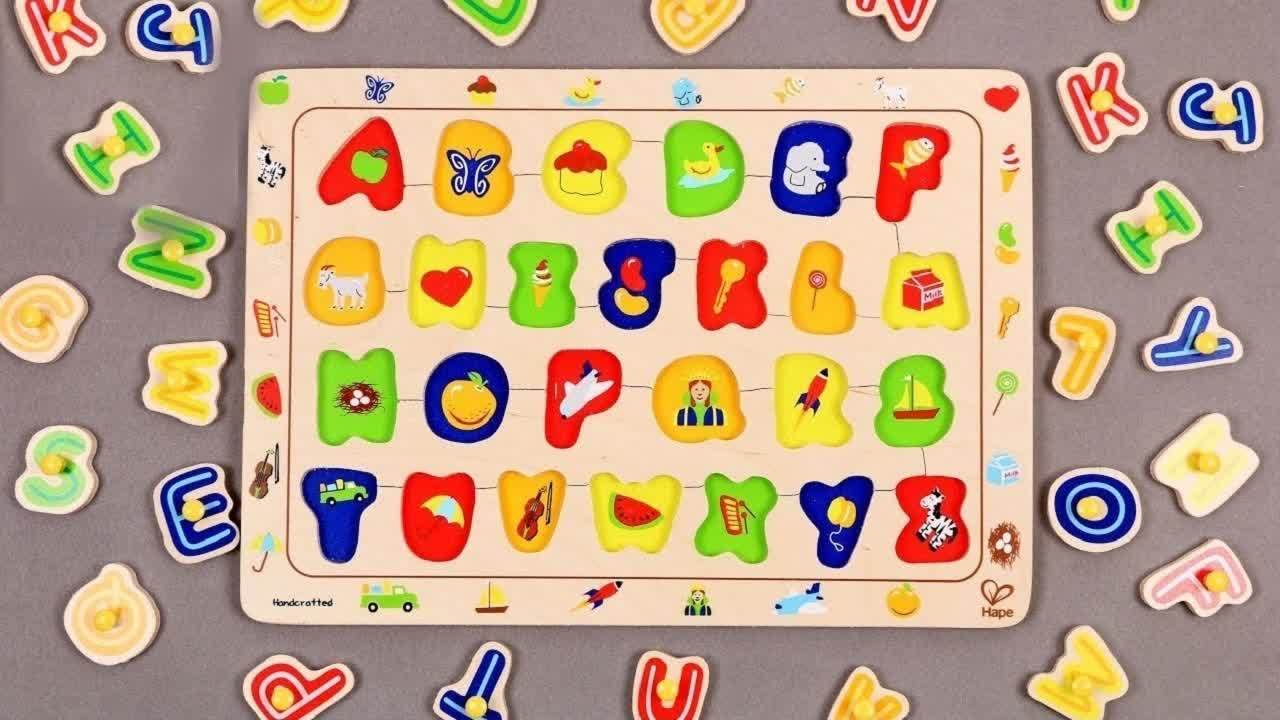 一起玩彩色积木字母表玩具