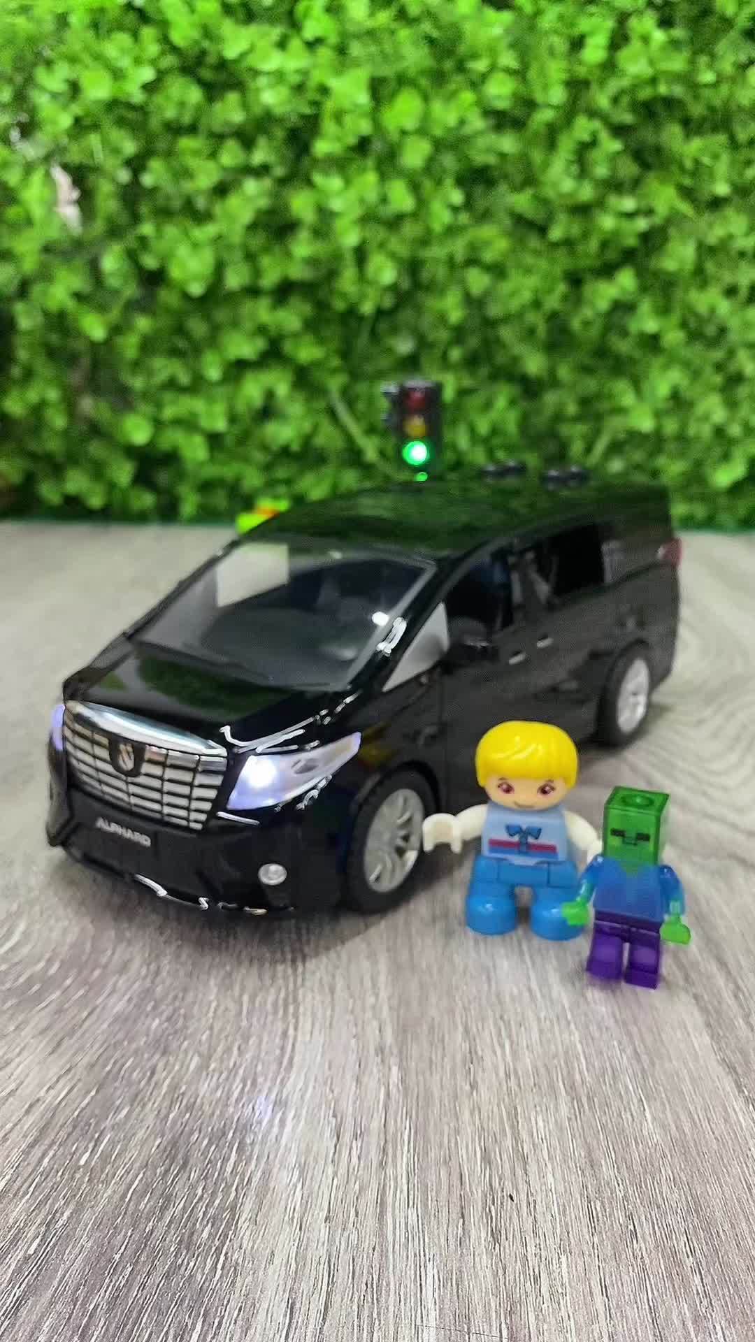 双开门商务车 灯光音效 惯性 开门