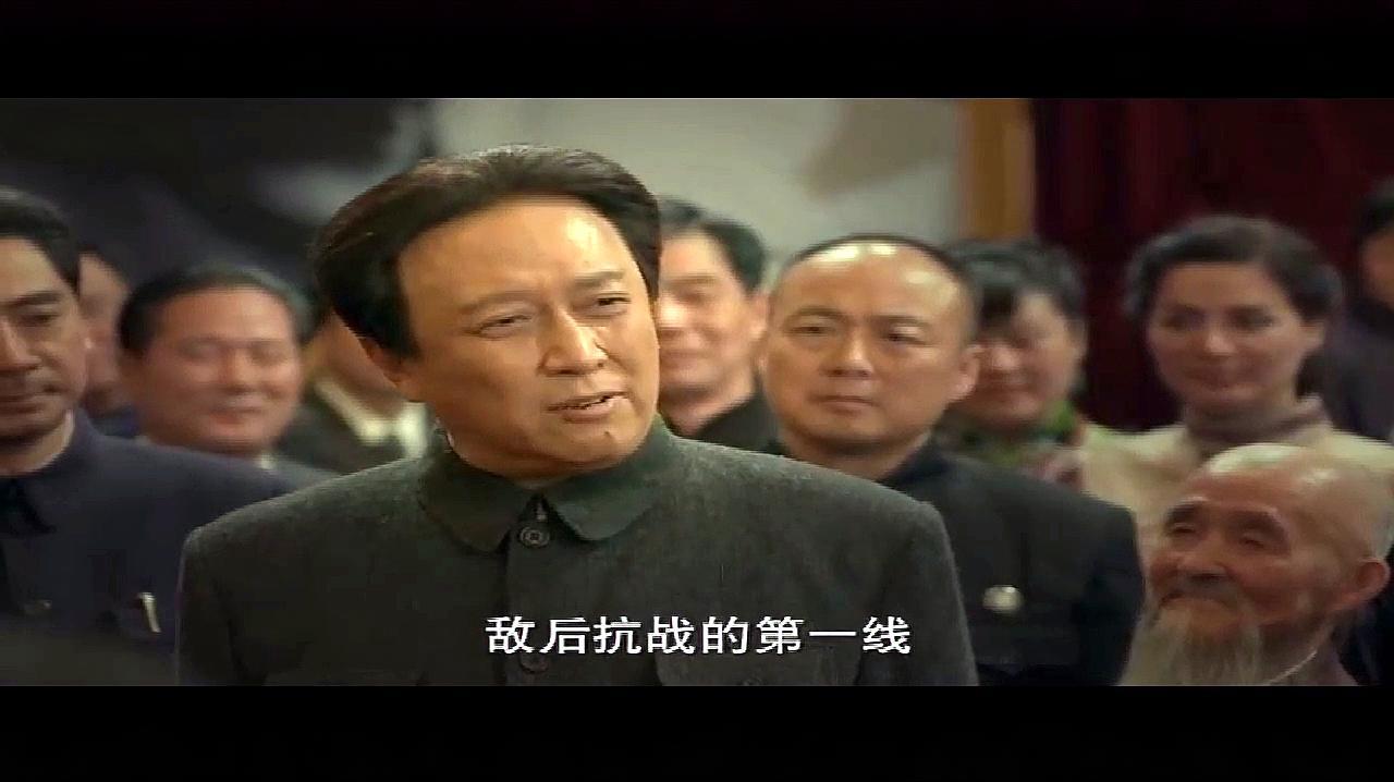 重庆谈判,记者问毛主席两个问题,结果主席的回答让他们无地自容