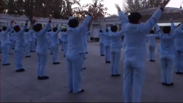 这个强制戒毒所与众不同 除了日常训练外竟还有健身操