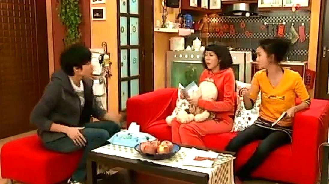 美女关于法律问题咨询卖煎饼果子的,离了婚的小夫妻快笑死了!