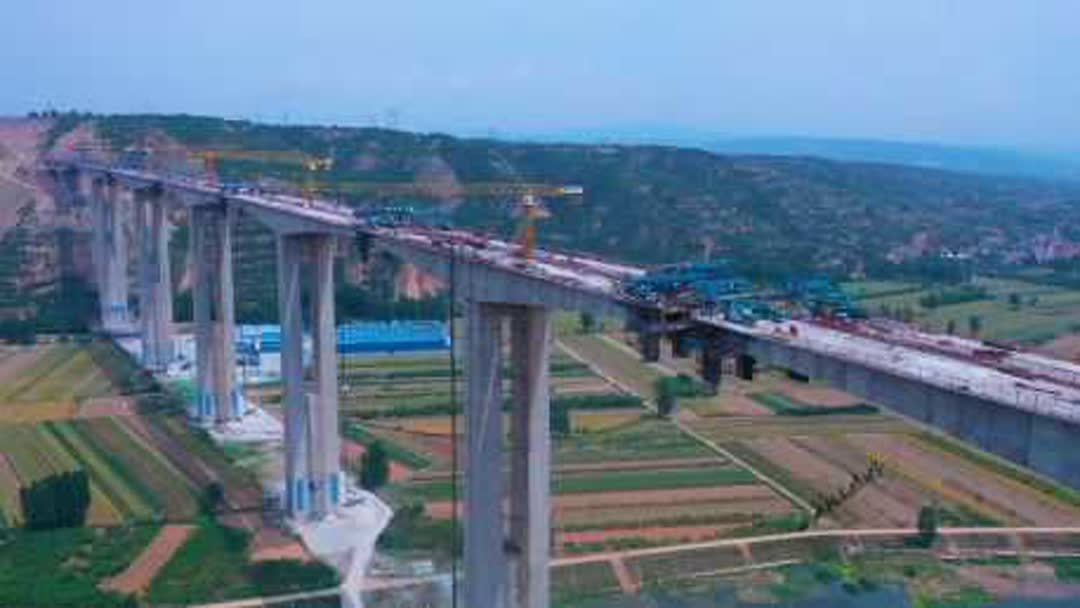 中国桥梁建设,没有到不了的高度,没有跨不过去的山河