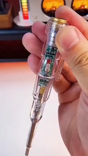 每家都可以备上一个高性能的电笔,安全又实用测电笔居家必备神器热卖商品