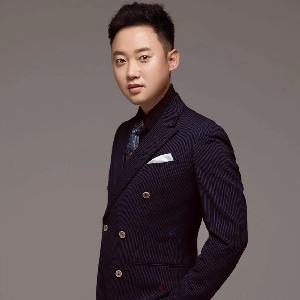 医护考张云峰老师 